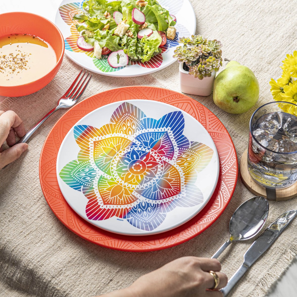 Does the Color of Your Plate Make Your Meal More Appealing? | Bzyoo
